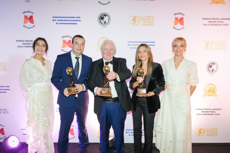 Global Recognition for the Sani/Ikos Group. Three More Awards for Sani ...